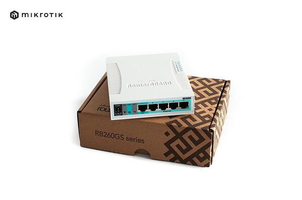 Switch MikroTik CSS106-5G-1S RB260GS SwitchOS