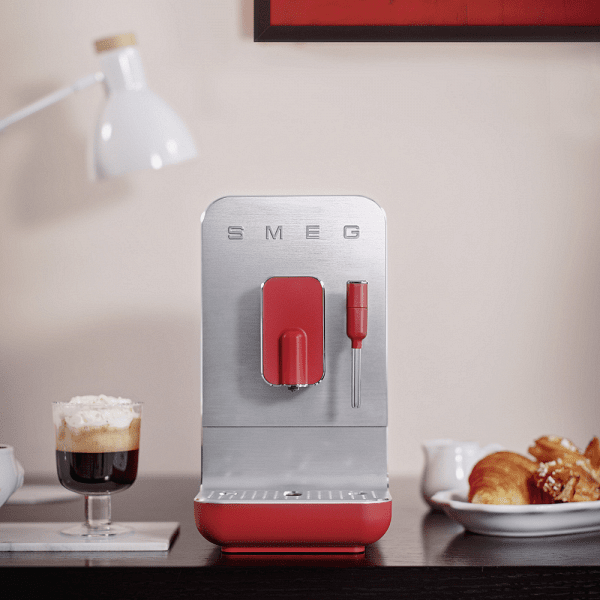 Кафеавтомат SMEG Collezione BCC02
