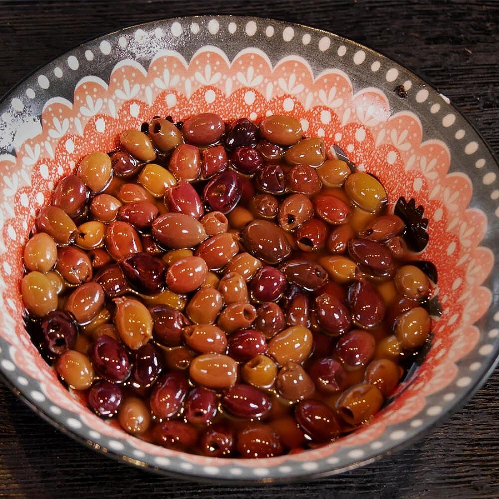 ИТАЛИАНСКИ МАСЛИНИ “ТАДЖАСКА”