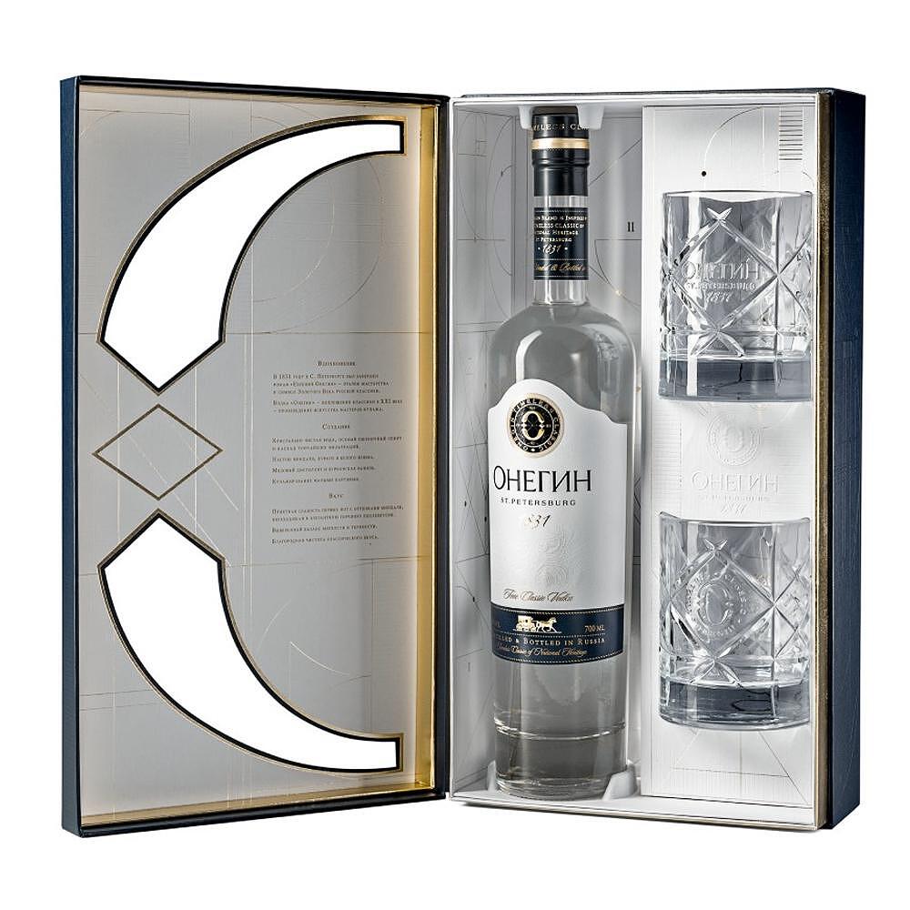 Водка Онегин, 700 мл, подаръчна кутия с две чаши