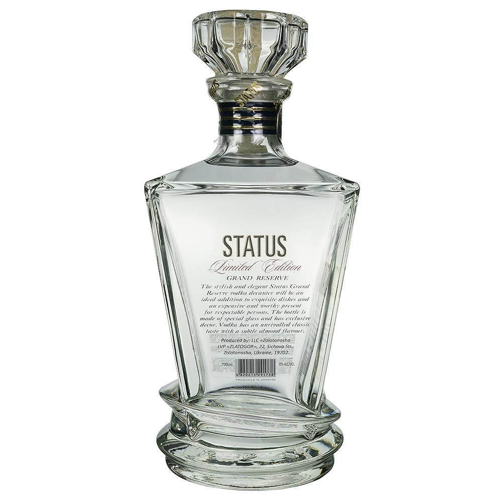 Водка Status - Grand Reserve, 0.7л