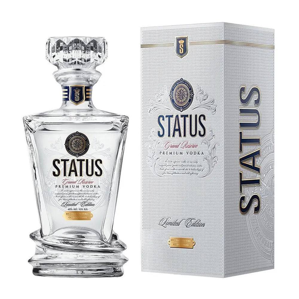 Водка Status - Grand Reserve, 0.7л