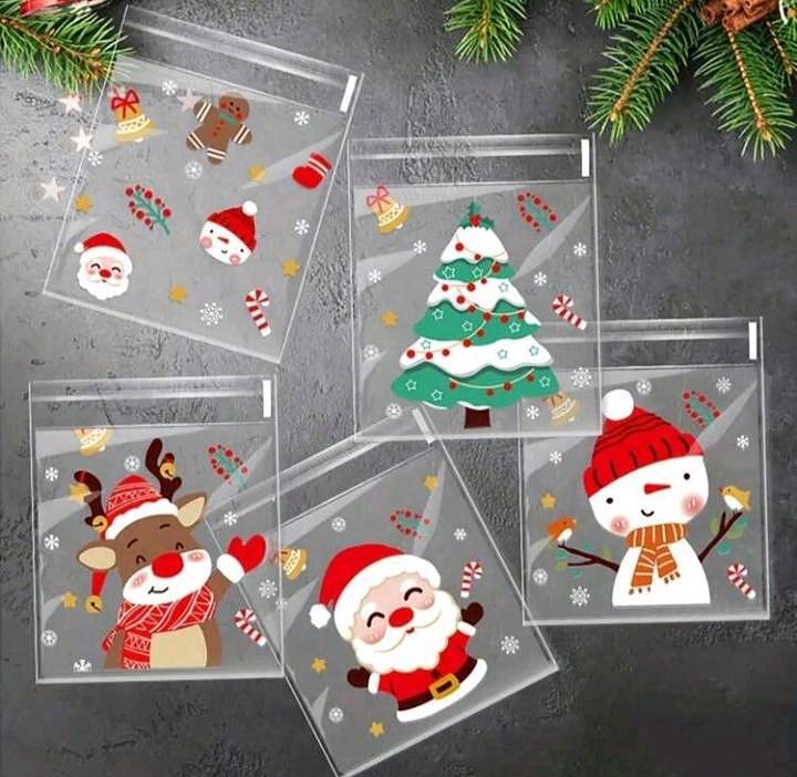 25 броя Целофанов плик с лепенка - микс коледни принтове #1
