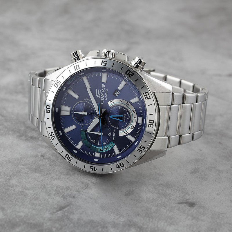 Часовник CASIO EDIFICE EFV-620D-2A