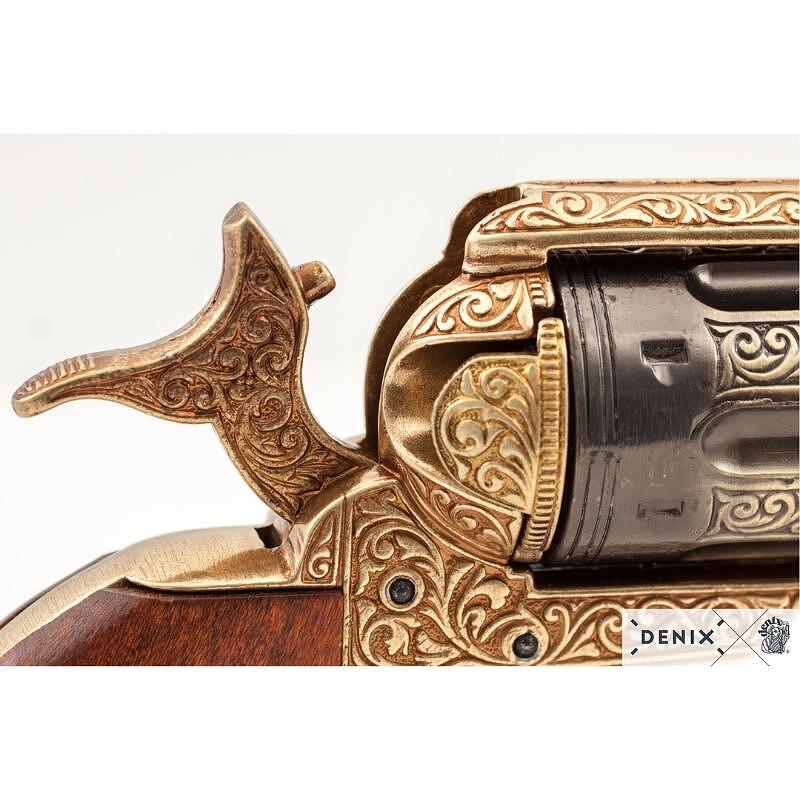 Револвер Peacemaker 4.75" – метална реплика с дърво