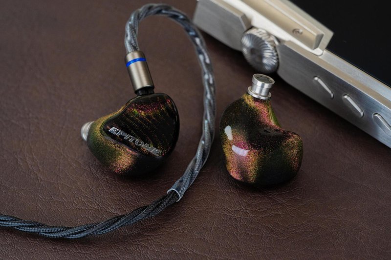 iBasso Epitome Universal IEM Earphones
