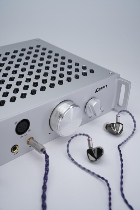iBasso Kunlun GaN Desktop Headphone Amplifier 7400mW