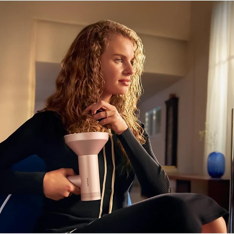 Сешоар Philips BHD837/10