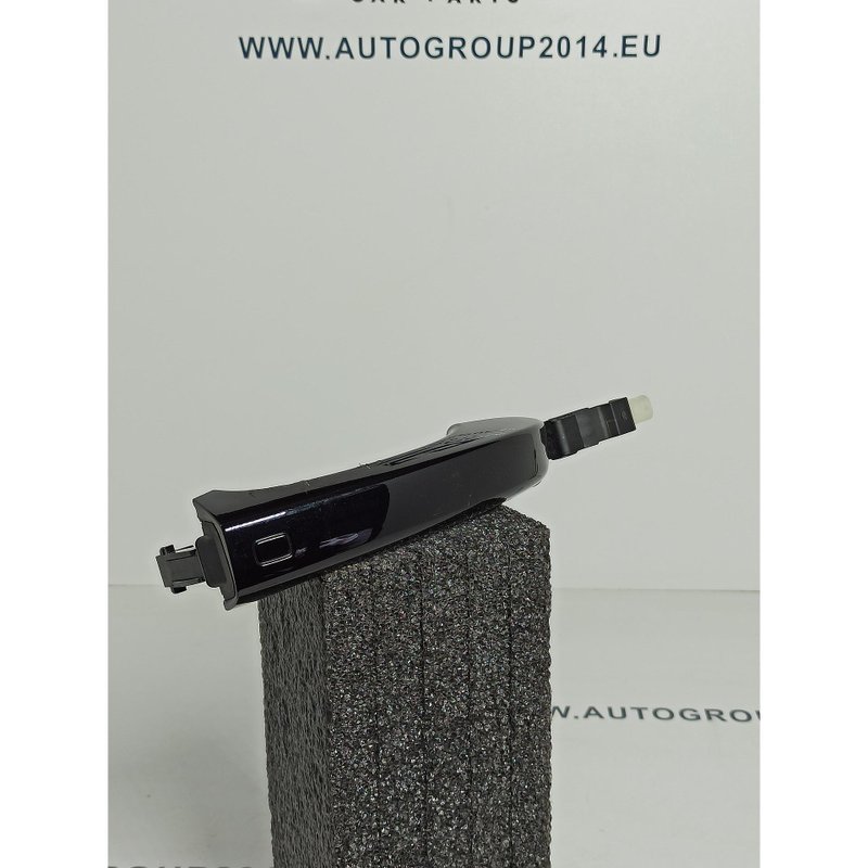 Дясна дръжка за врата на AUDI A8 4H - 4H0837206 keyless