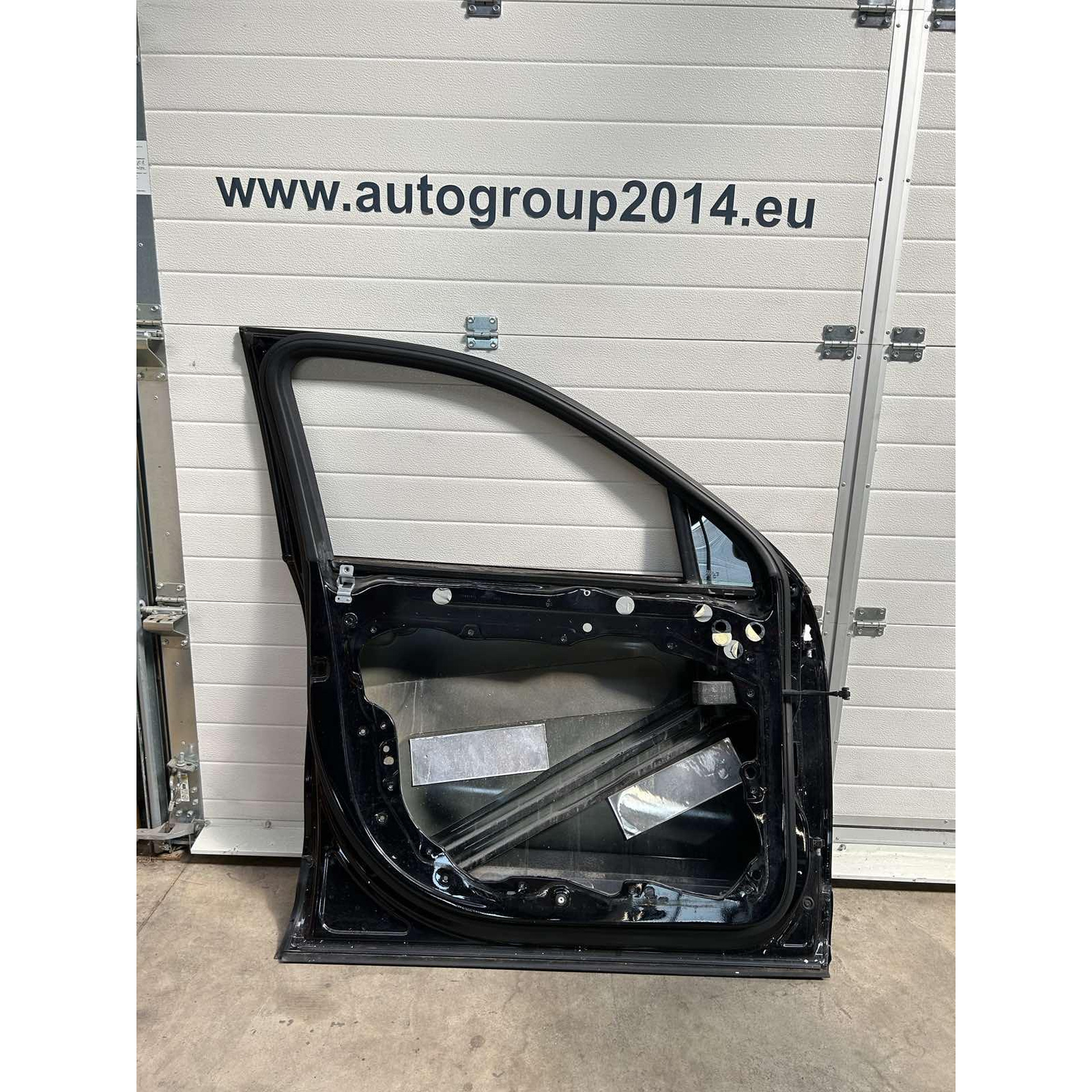 Предна лява врата за PORSCHE Cayenne 958 - 95853101100