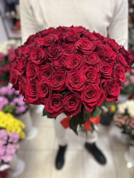 51 броя червени рози | Доставка на цветя и подаръци | Flowers Delivery ...