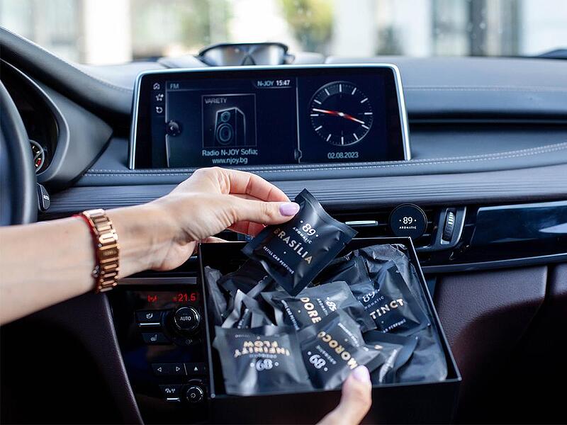 Luxosul odorizant pentru mașină