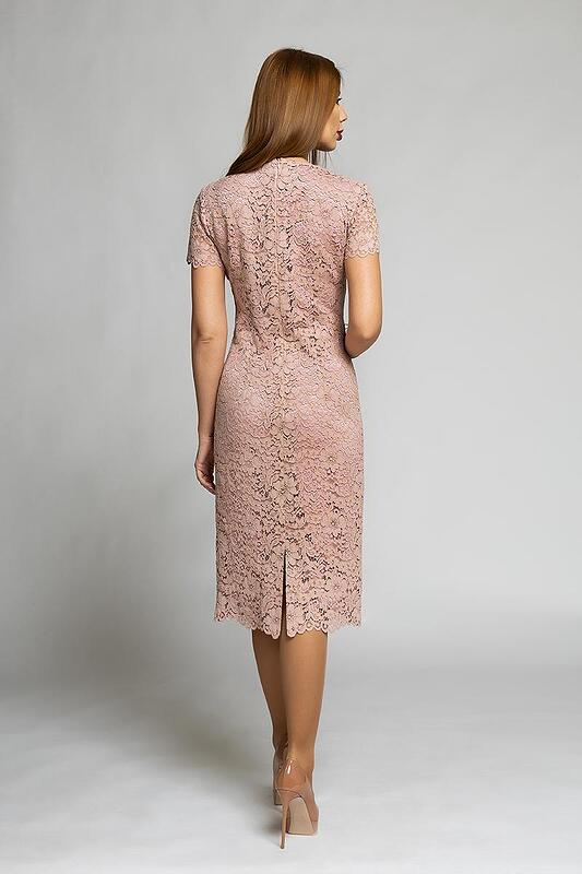 Дантелена рокля / пепел от рози