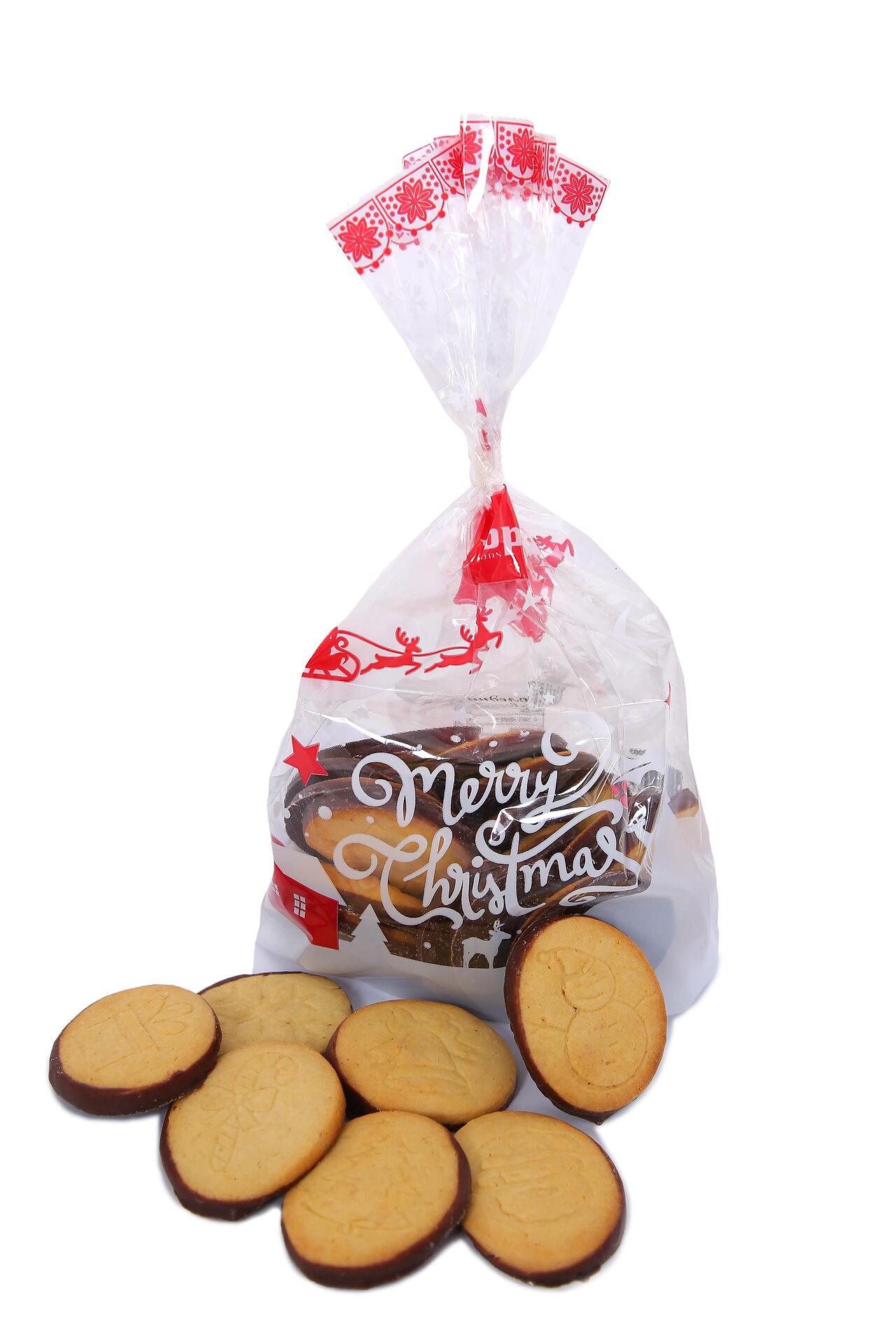 Коледни бисквити с канела Tip Top