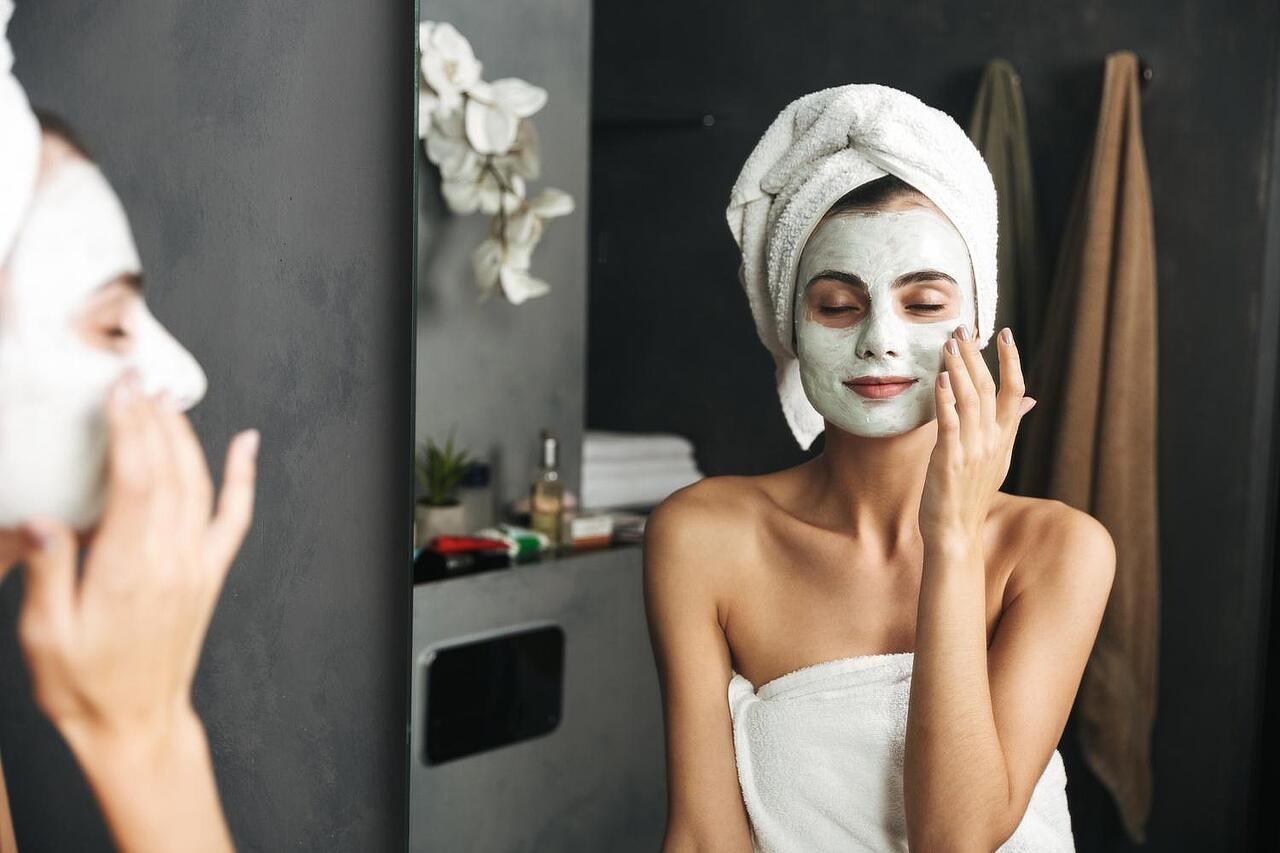 Ползваш ли маска за лице? Ако отговорът е „понякога“ - време е за ...