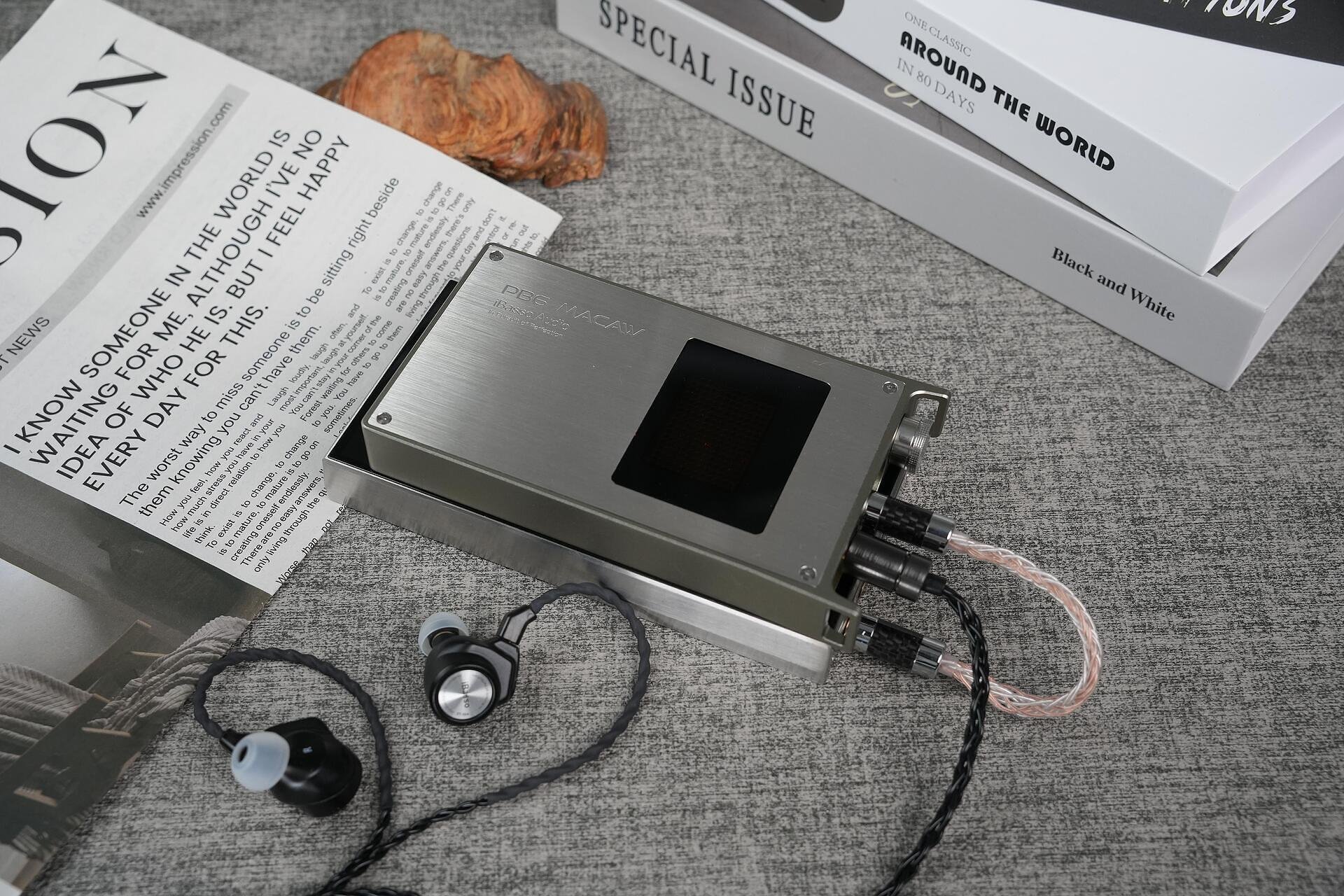 iBasso PB6 Macaw – Flagship Portable Balanced Tube Headphone Amplifier