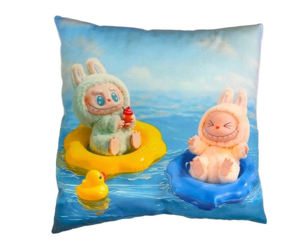 Възглавница Labubu - 36 cm