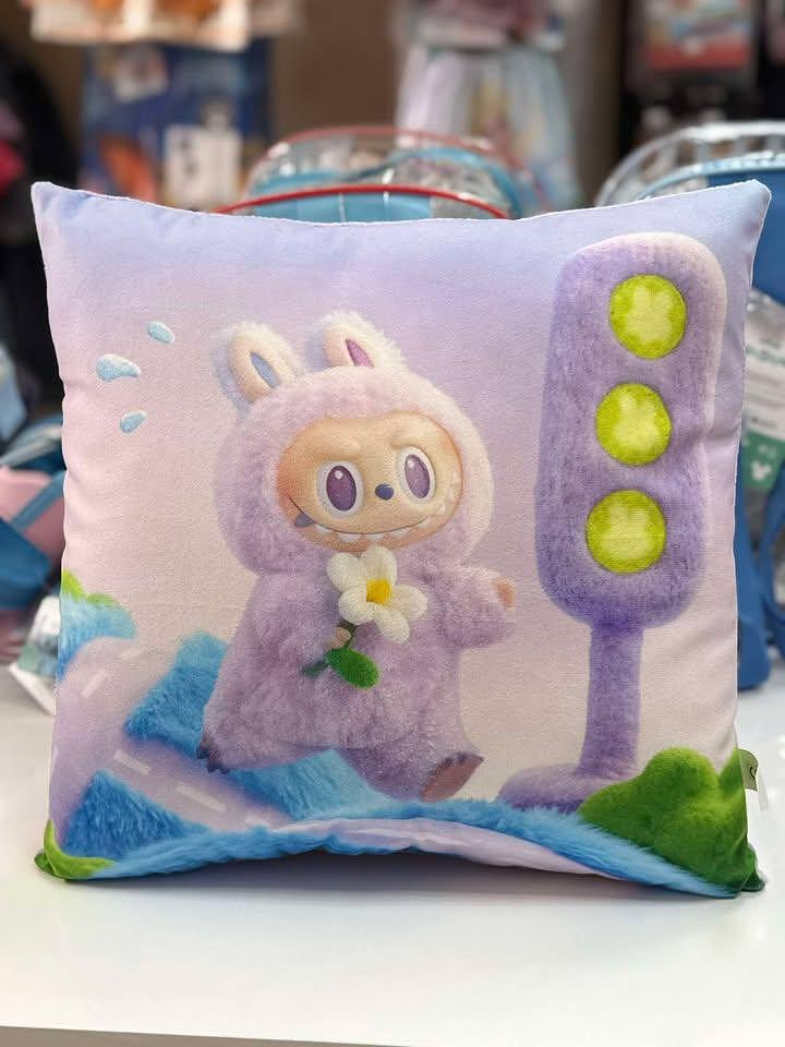 Възглавница Labubu 36 см.