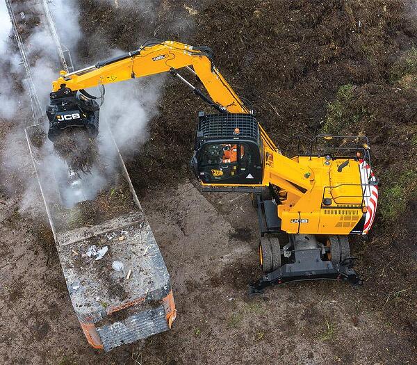 Колесен багер JCB - JS20MH