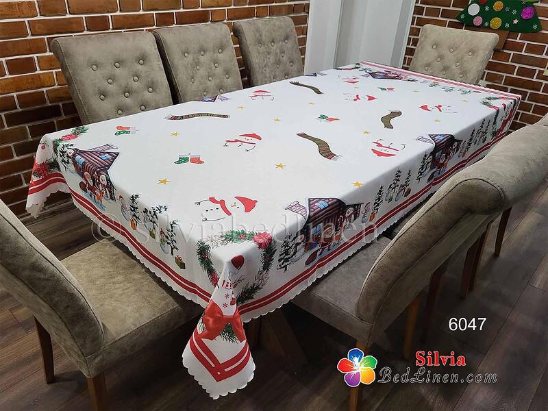 Коледна покривка за маса - бяла